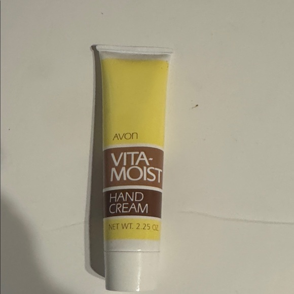 Avon | Skincare | Avon Vitamoist Hand Cream 225 Oz Rare Vintage | Poshmark